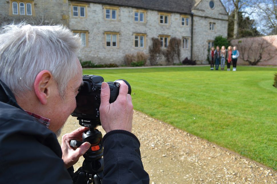 Take a great group photograph: tips for posing perfect people shots ...