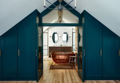 This traditional Shaker kitchen has been given modern revamp in playful ...