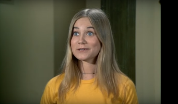 The Brady Bunch: Behind The Scenes Facts That Explain A Lot About ...