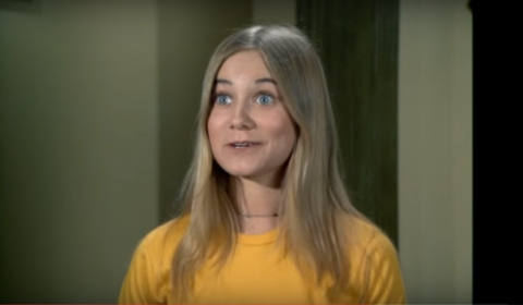 The Brady Bunch: Behind The Scenes Facts That Explain A Lot About ...