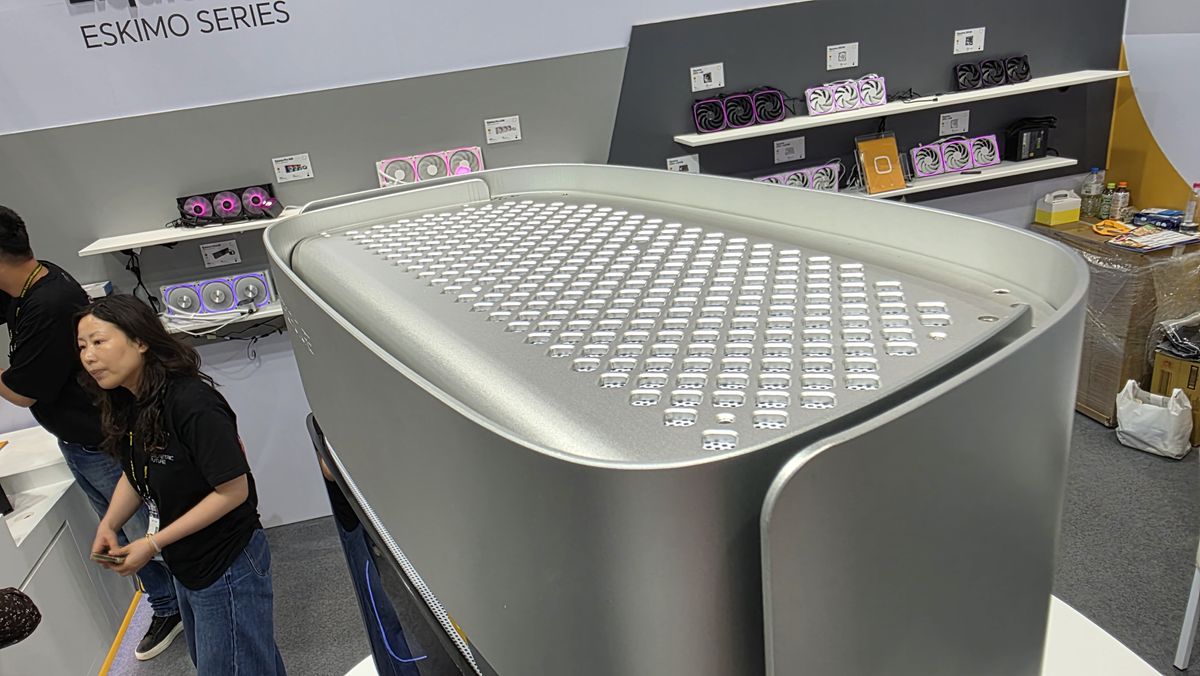 Geometric Future highlights new PC cases, AIOs, and PSUs at Computex 2025 | Tom's Hardware