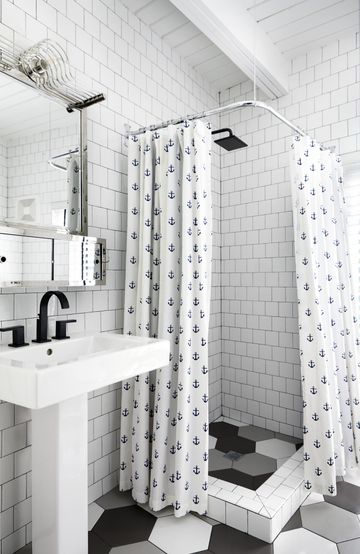 Walk-in shower ideas: 25 design tricks to create a luxury feel | Homes ...