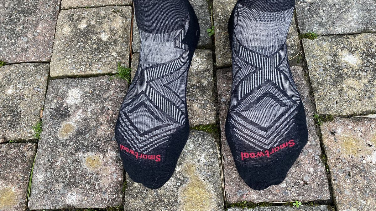 Smartwool Run Targeted Cushion Compression OTC Socks review | Advnture