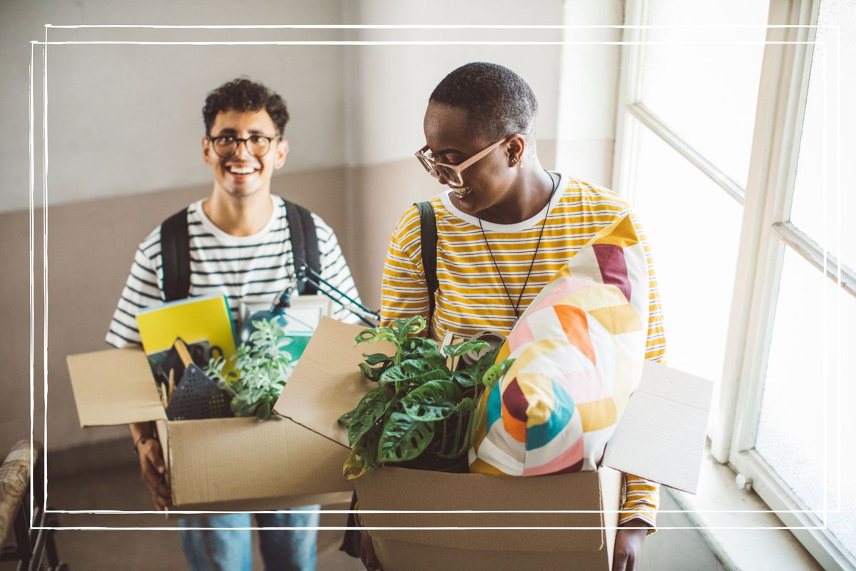 University essentials checklist: a parent’s guide to must-have items ...