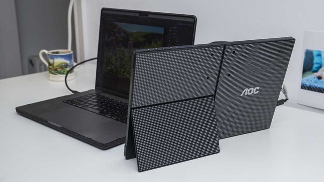 AOC 16T3EA portable monitor review | TechRadar