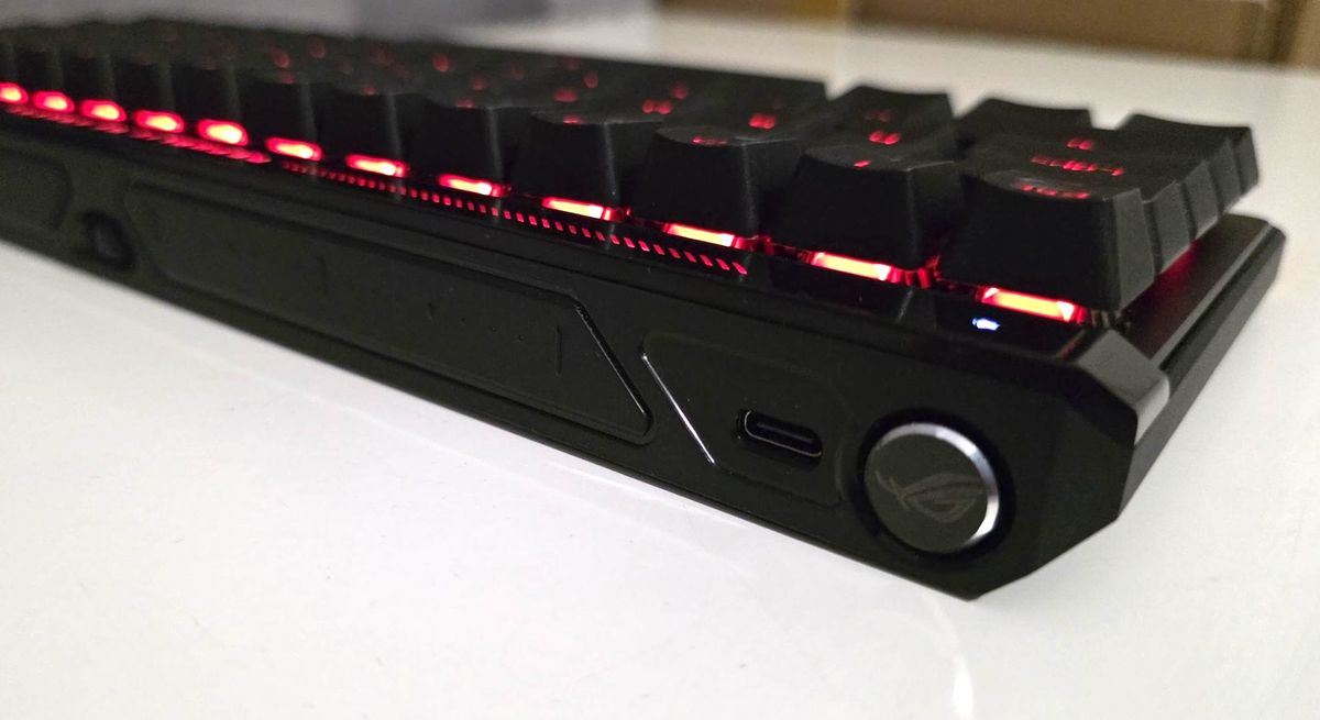 Asus ROG Falchion Ace HFX review: epic features on a 65% keyboard ...