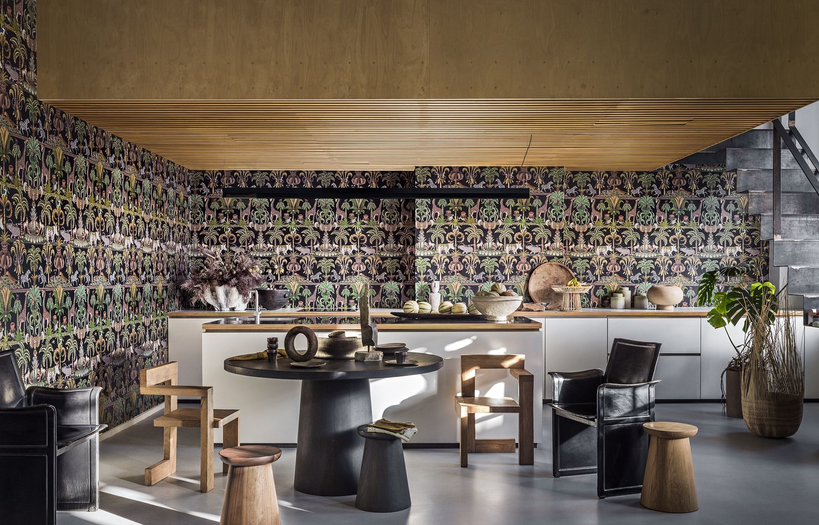 11 incredible kitchens without backsplashes | Livingetc