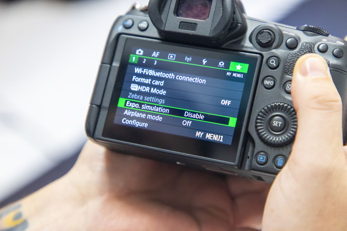 10 pro photo tips for incredible portraits in a simple home studio ...