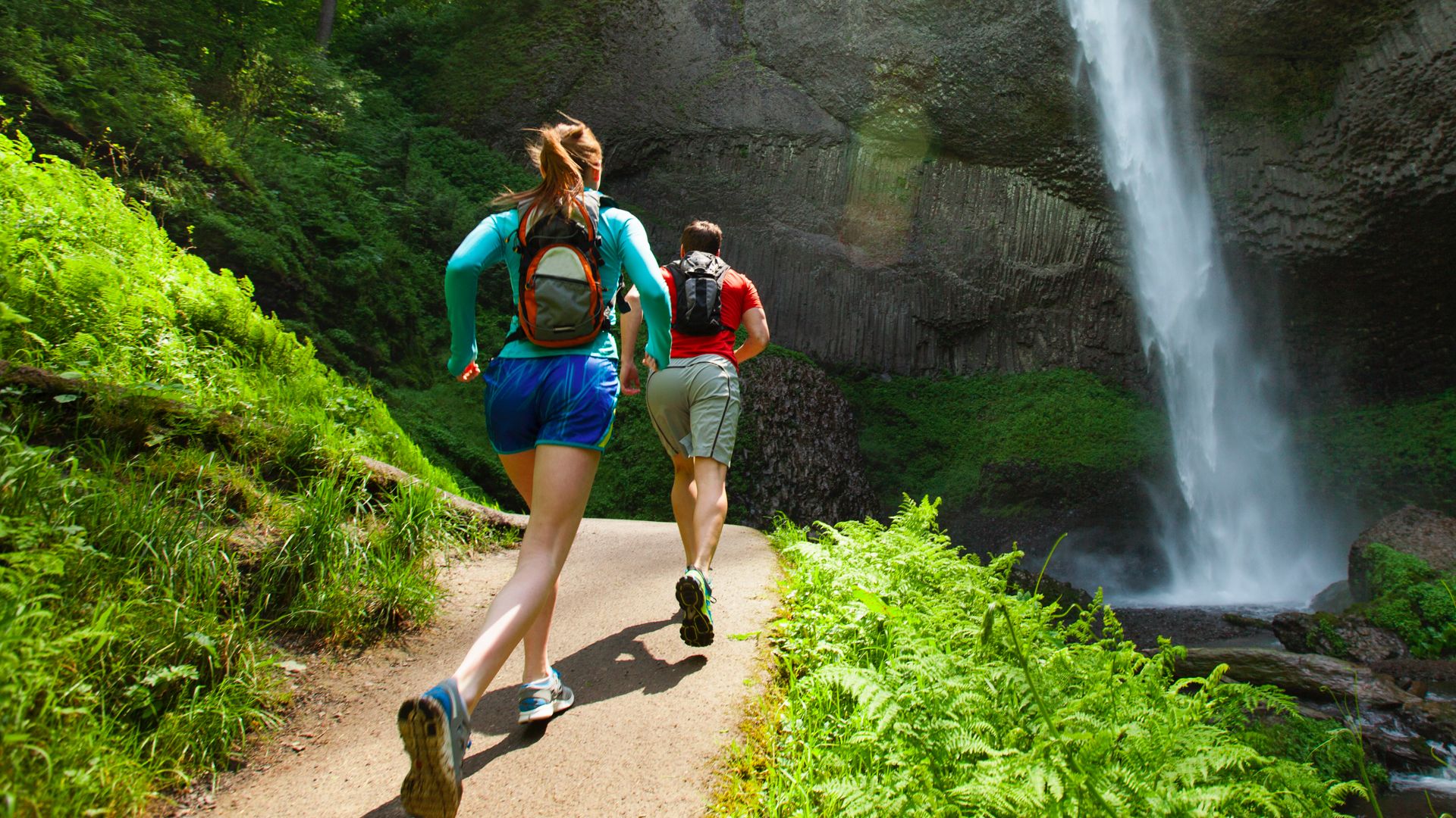 How to choose a running backpack | Advnture