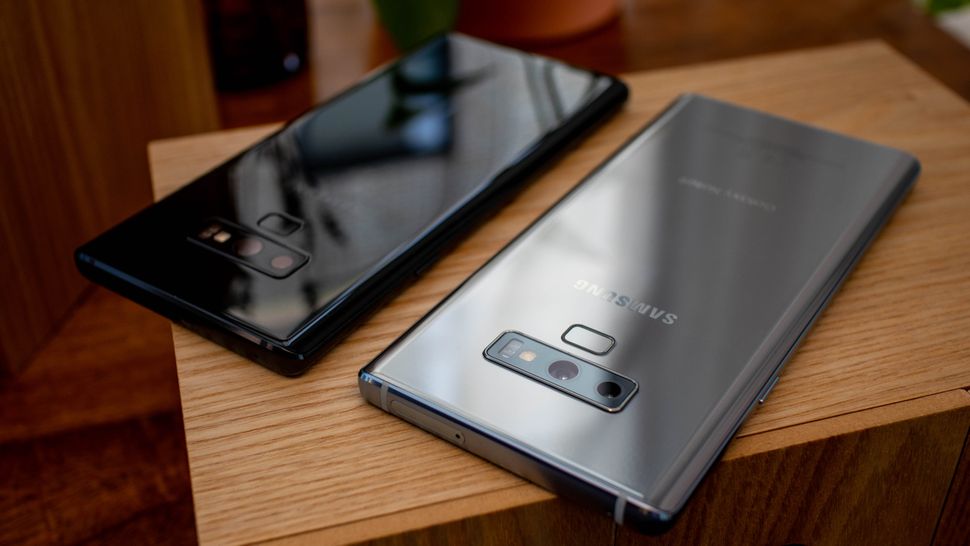 Here's the Silver Samsung Galaxy Note 9 in ten super-polished hands-on ...