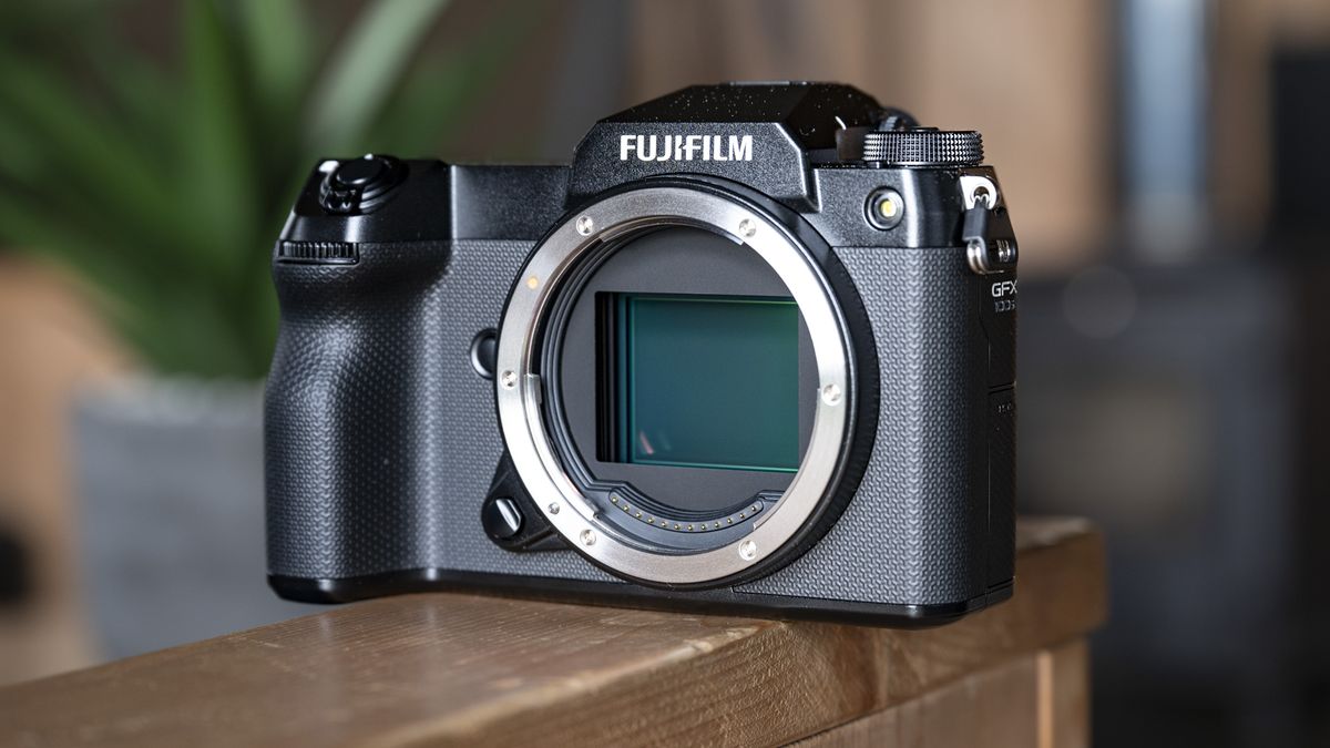 Oubliez le Fujifilm X100VI – voici pourquoi le GFX100RF, selon la rumeur, est l'appareil photo ...