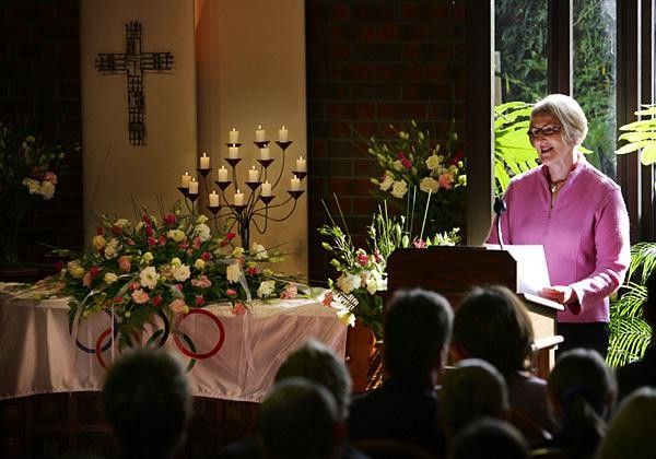 Amy Gillett's life recalled in a moving service | Cyclingnews