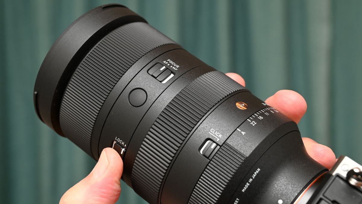 The best standard zoom lenses | Digital Camera World