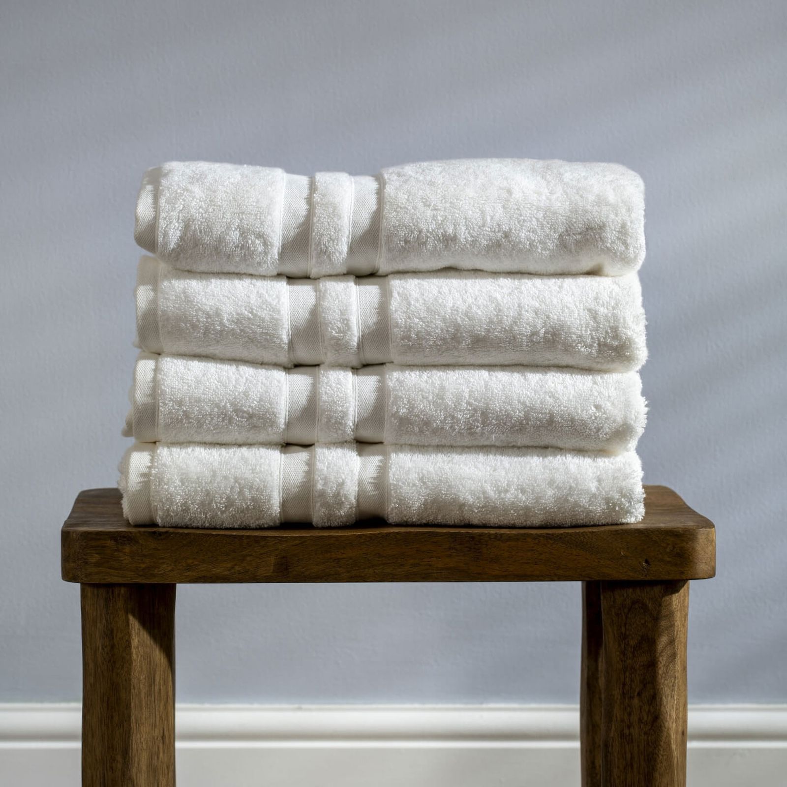 How to wash white towels - keep them bright, fresh and soft | Ideal Home