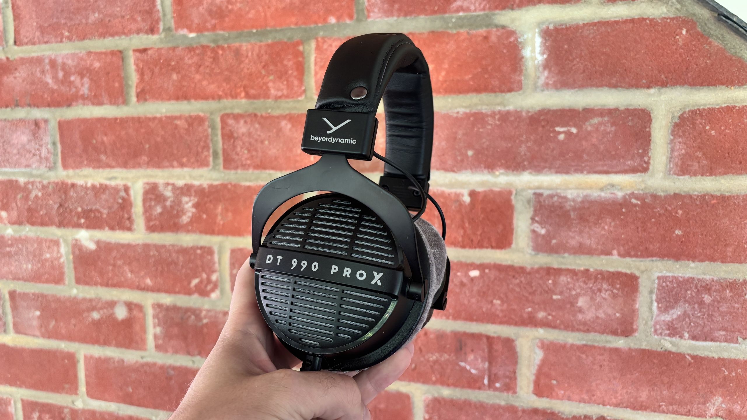 Beyerdynamic DT 990 Pro X review: a revealing, insightful pair of ...
