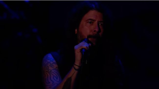Watch a tearful Dave Grohl lead an emotional Times Like These during ...