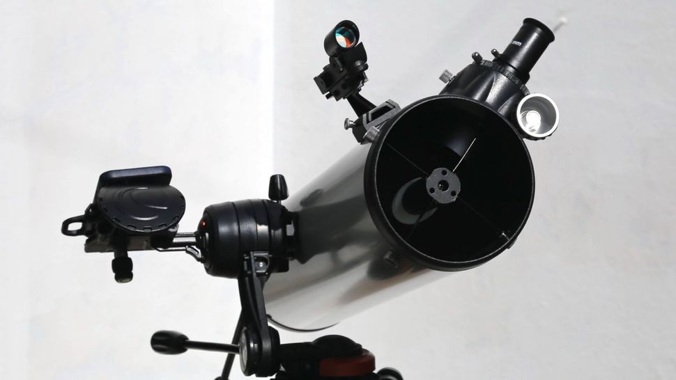 Celestron StarSense Explorer DX 130AZ telescope review | Digital Camera ...