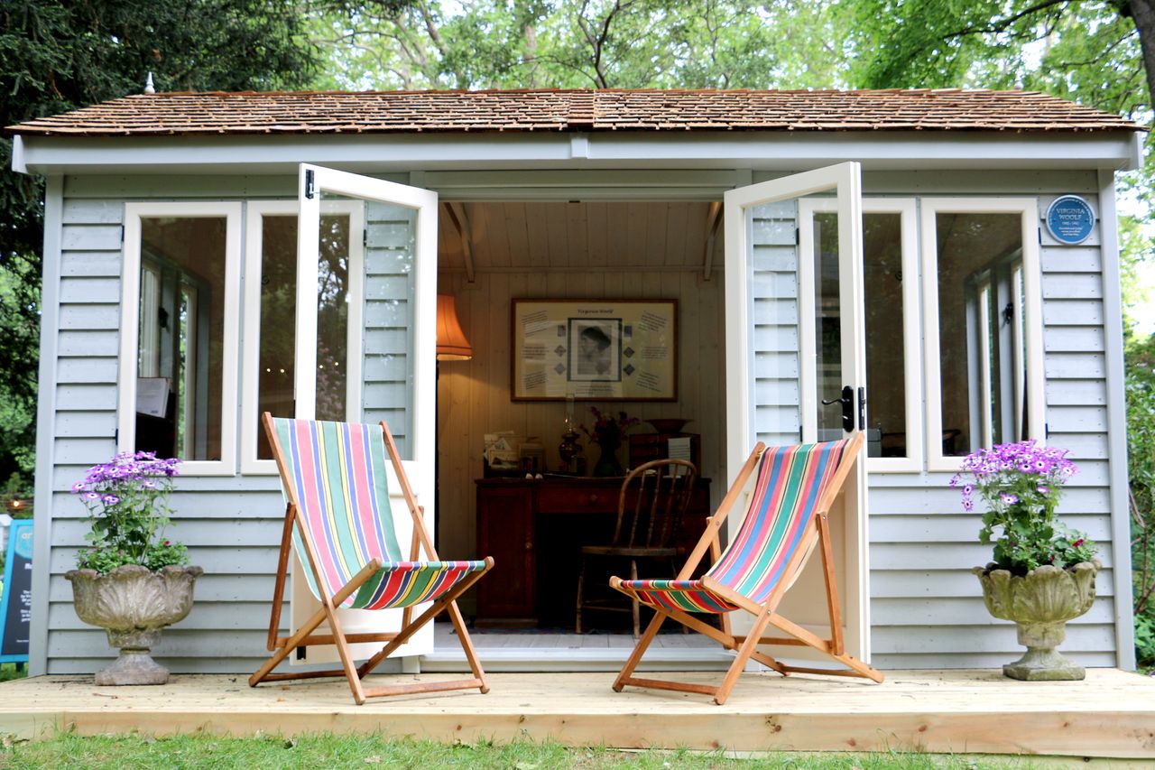 Summer house ideas: 12 beautiful designs for relaxing garden rooms ...