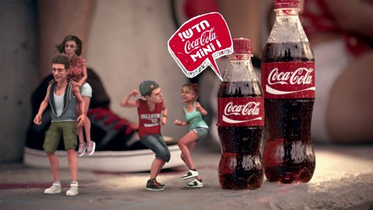 Tiny characters promote Coke's new mini bottles | Creative Bloq