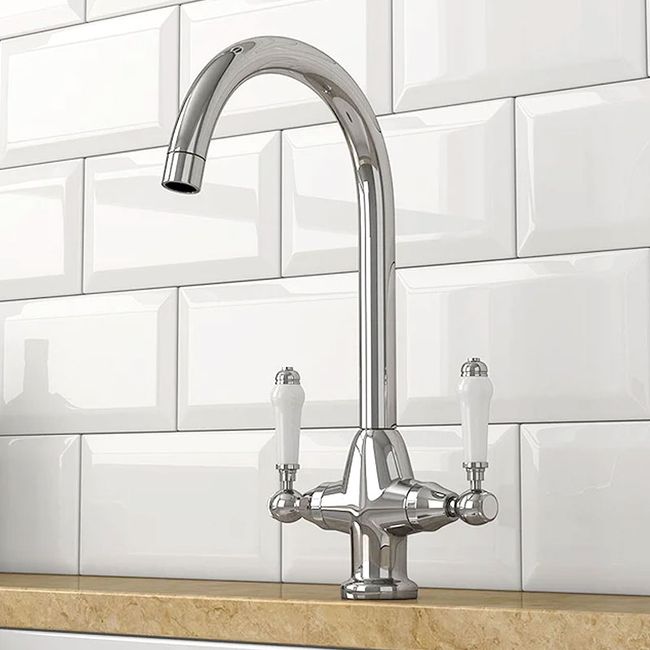 Fitting a kitchen tap: How to do it | Homebuilding