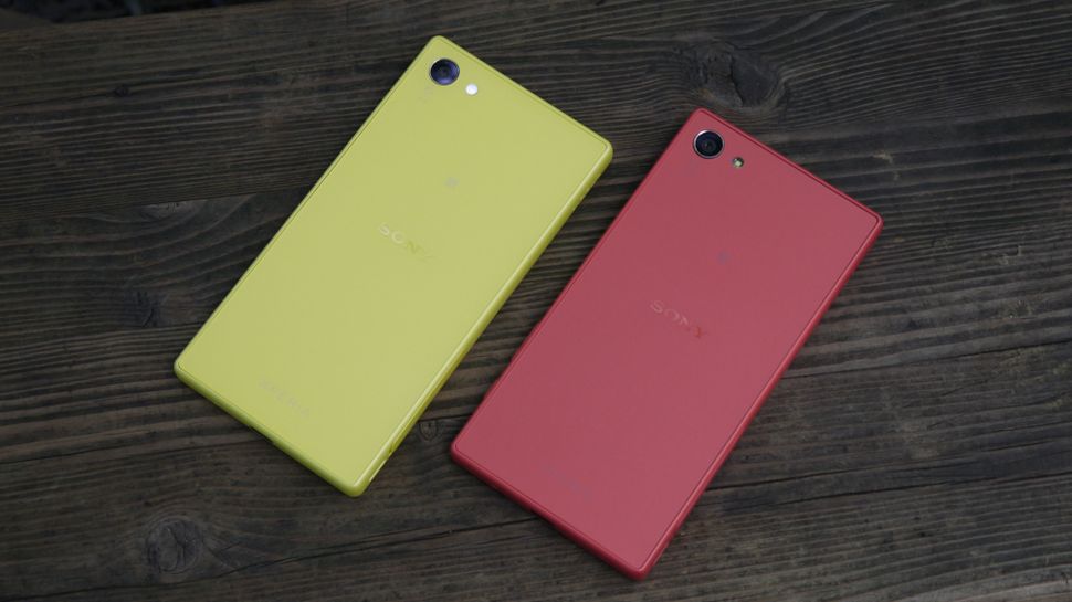Display and key features - Sony Xperia Z5 Compact review - Page 2 ...
