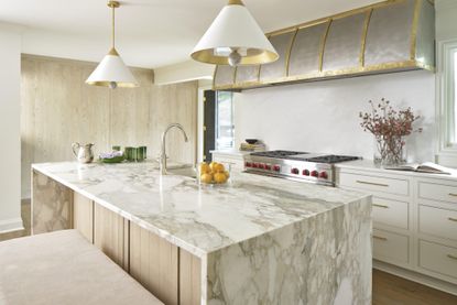 How to plan a cooking kitchen island: advice from designers | Homes and ...