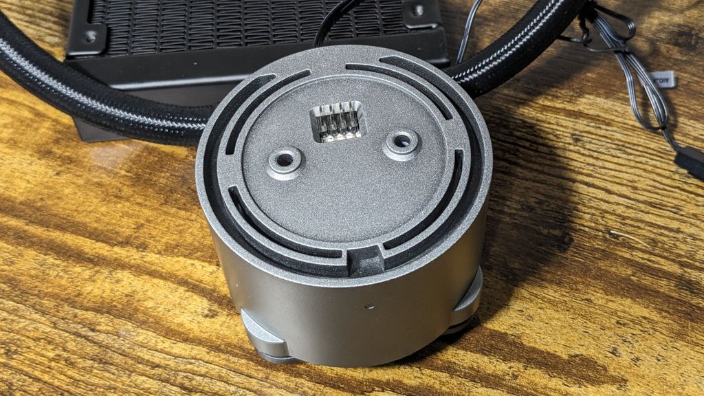 Silverstone IceMyst 360 and 240mm AIO Review: Unique VRM and RAM fans ...