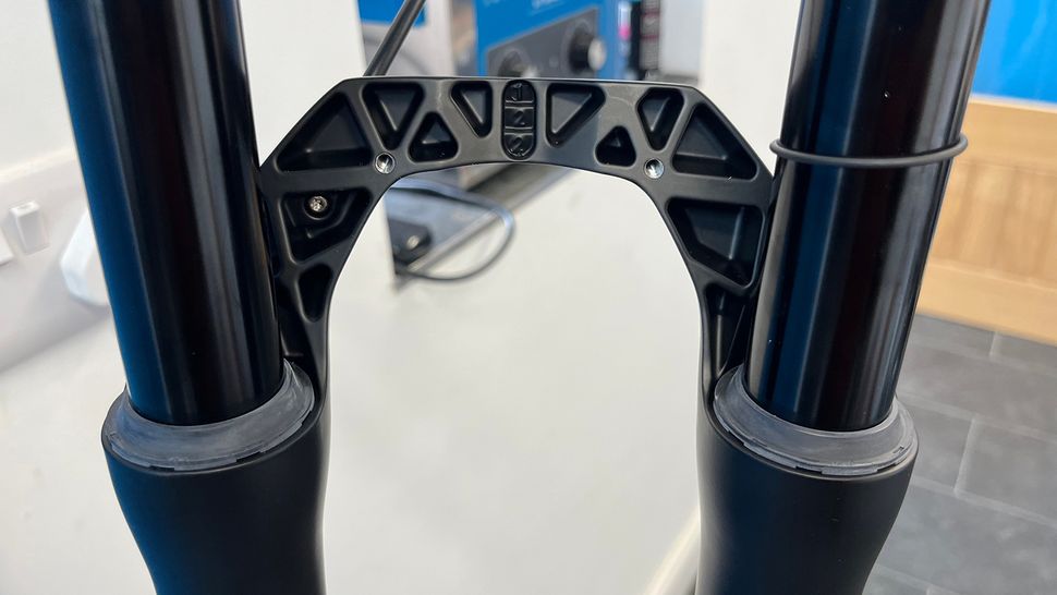 DT Swiss F232 One 120 fork review | Bike Perfect