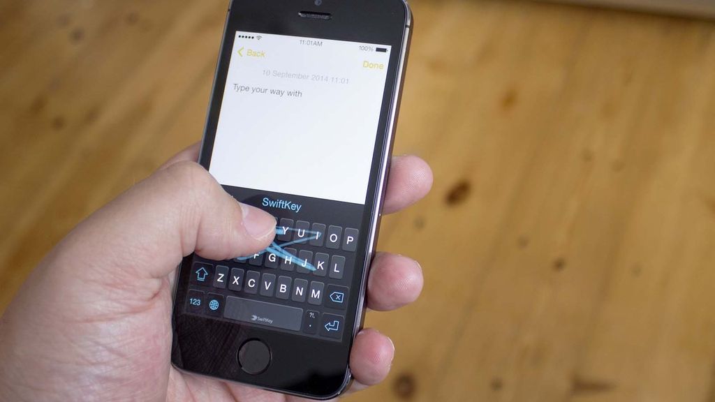 Your iPhone's SwiftKey keyboard now has Bing AI baked in | iMore