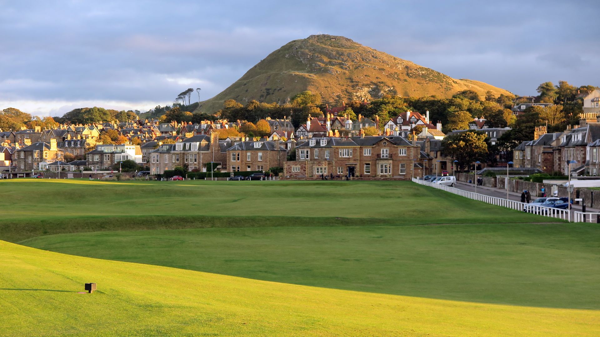 North Berwick Golf Club West Links: Course Review, Tee Times and Key ...