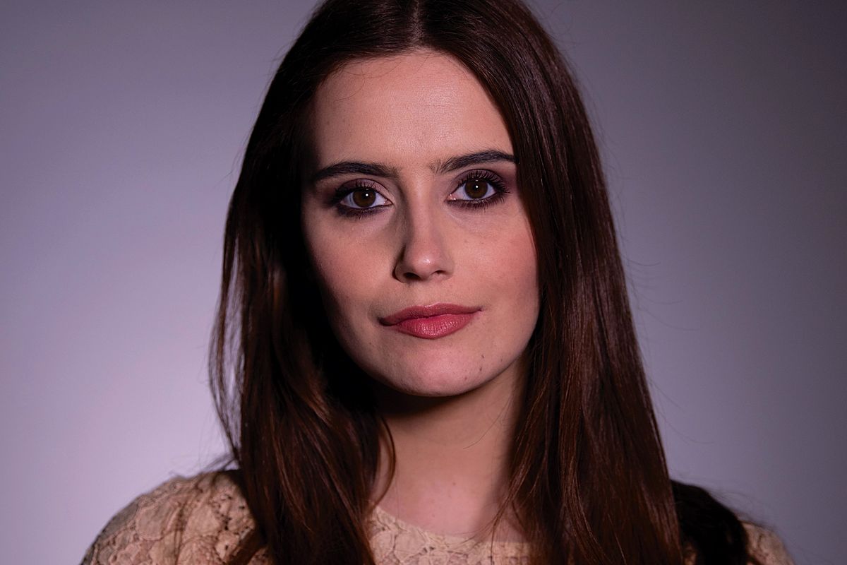 How to use key lighting and fill lighting in portrait photography ...