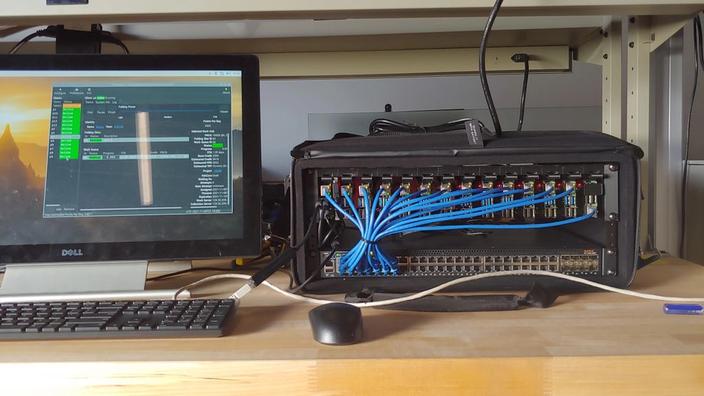 Raspberry Pi 4 Cluster Fits in Bag with Network Switch | Tom's Hardware