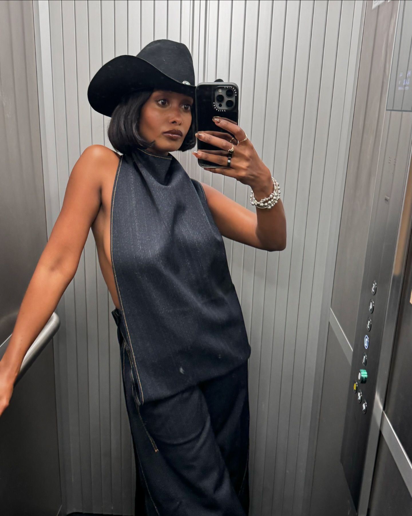 The Micro Bob Haircut Trend Looks So Expensive | Who What Wear