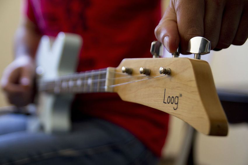 Electric Loog rocks Kickstarter | MusicRadar