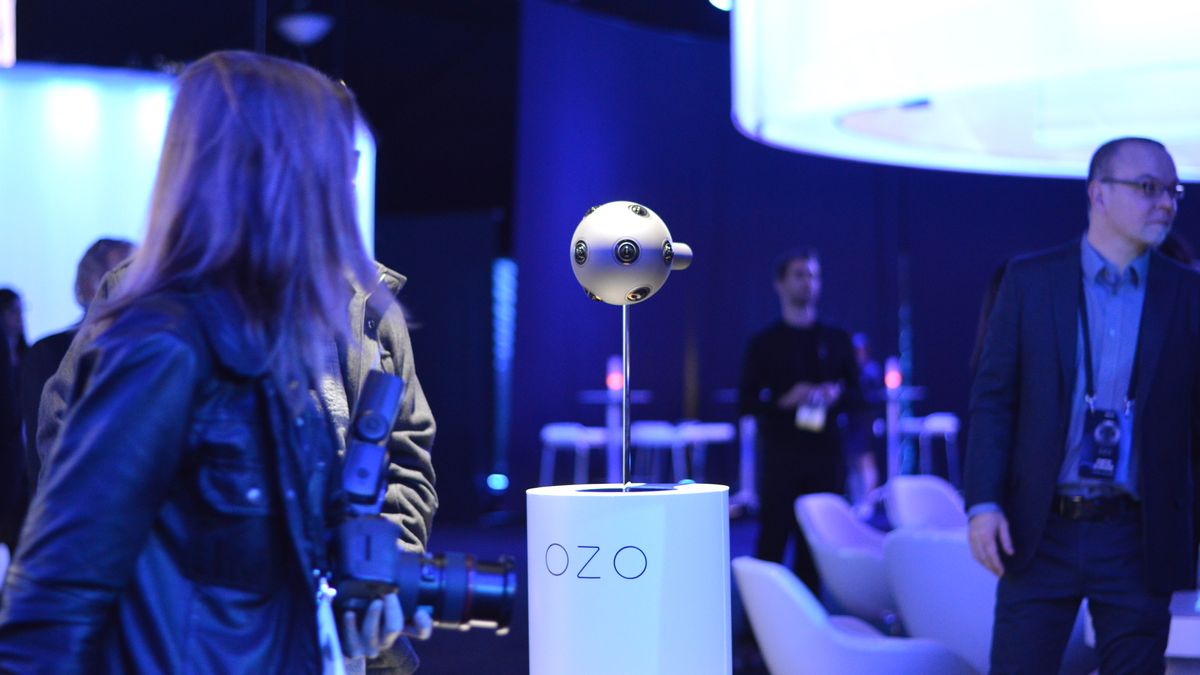 Turn your real life into virtual reality with these 360-degree cameras ...