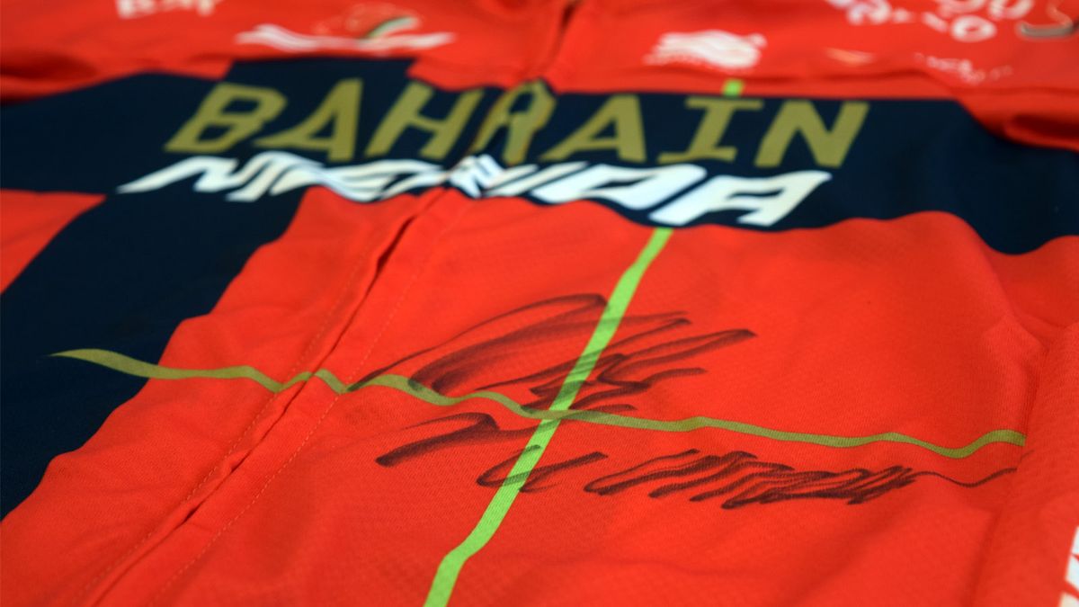 Win a Bahrain-Merida jersey signed by Vincenzo Nibali | Cyclingnews