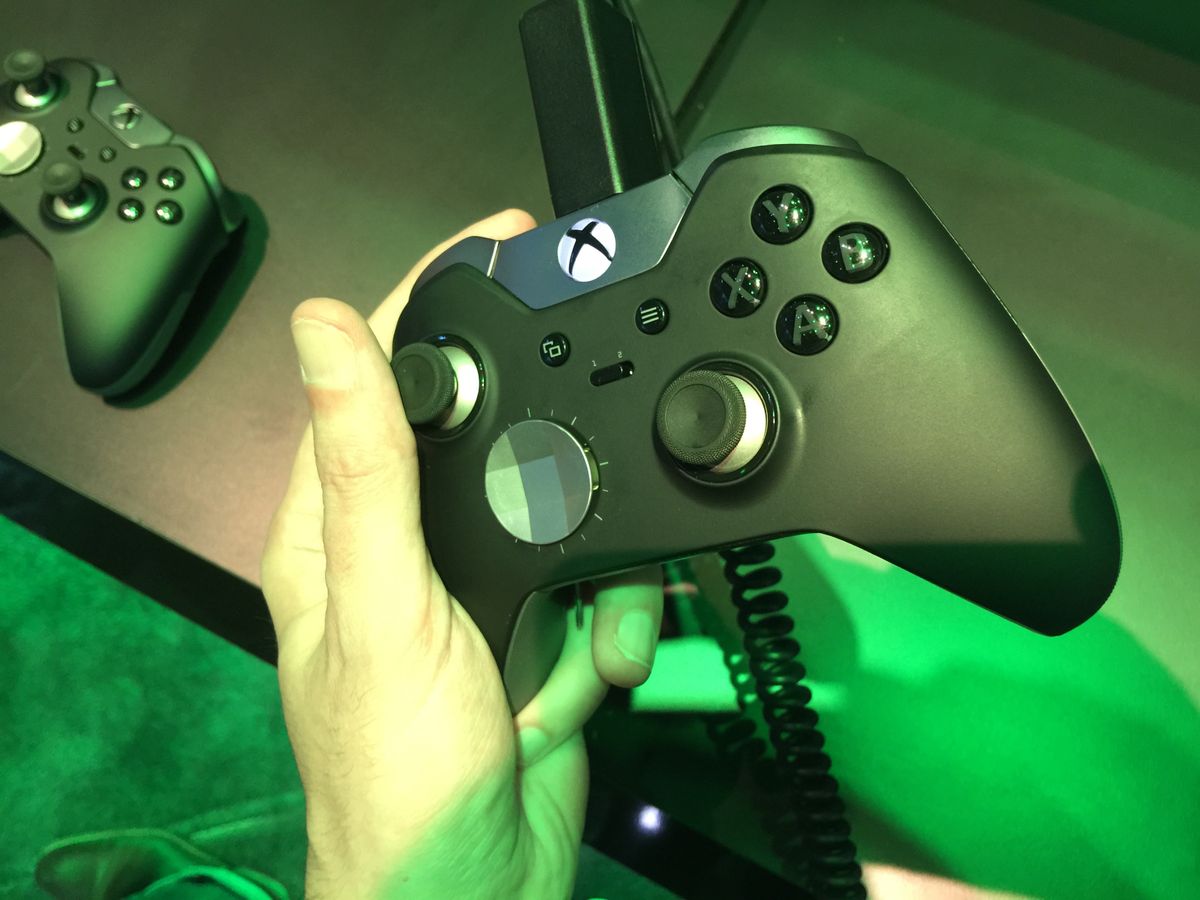 I tried Microsoft's $150 new controller (and I liked it) | PC Gamer