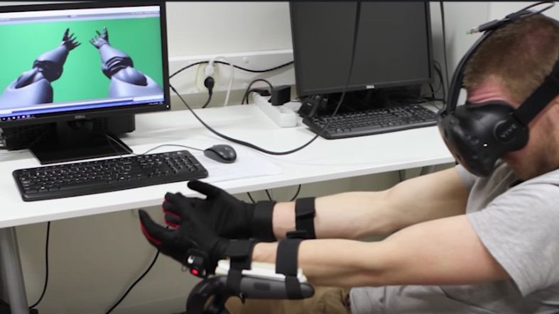 Next level: HTC Vive 'arm controllers' totally immerse user in VR ...