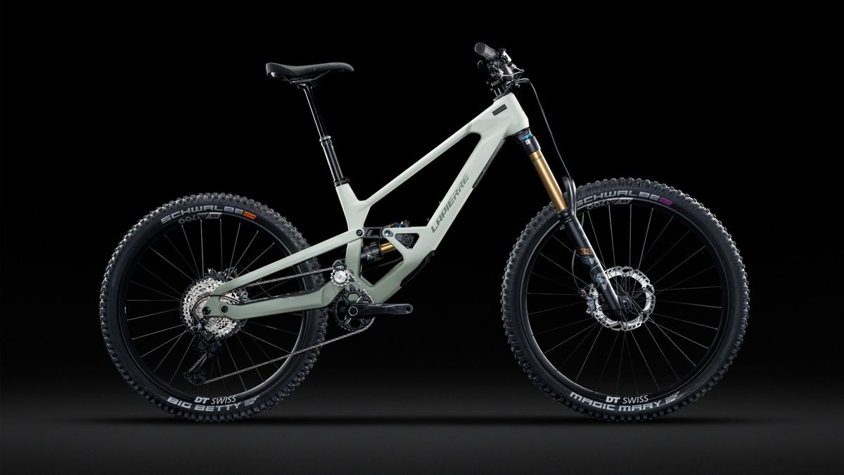Unsure whether to go for a high pivot or low pivot MTB? Lapierre's new ...