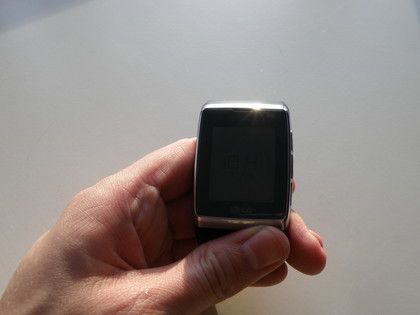 LG GD910 Watch Phone: Hands-on gallery - LG GD910 Watch Phone review ...