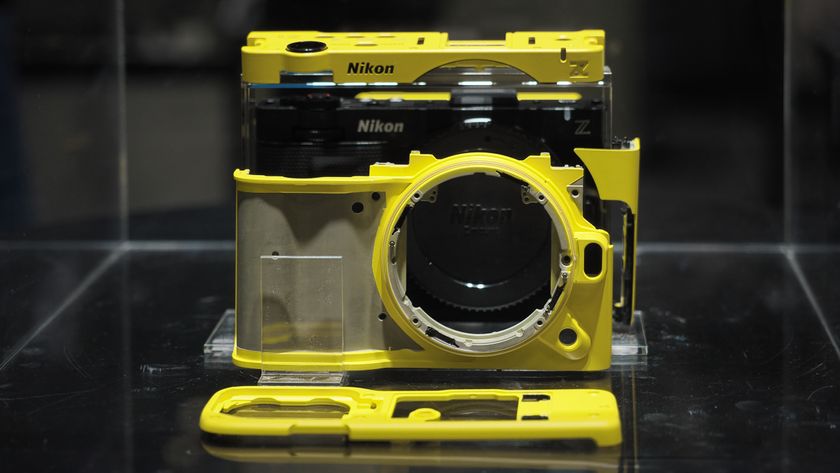 Canon goes retro! Analog concept camera with optical finder and manual ...
