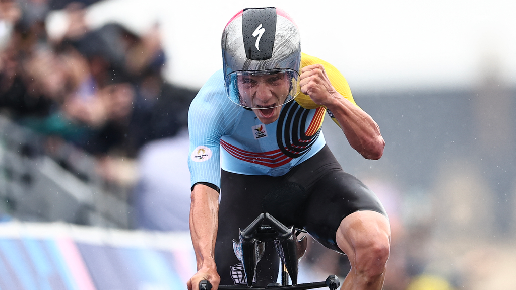 Paris Olympics: Remco Evenepoel roars to gold medal for Belgium in men's time trial ahead of ...