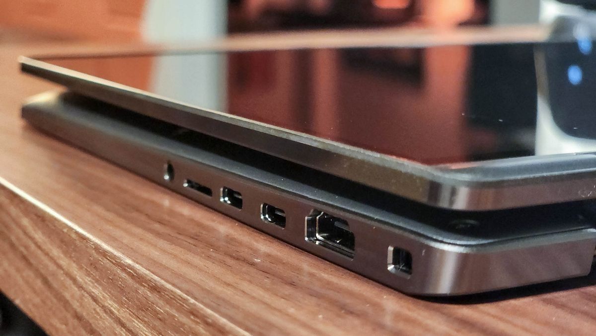 Dell Latitude 9430 review: A top-tier 2-in-1 laptop with best-in-class ...