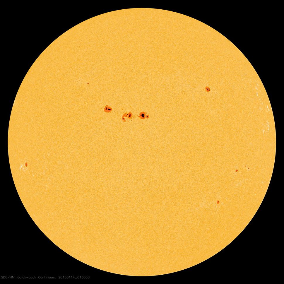 Wild Sunspot Activity Looks Tamer in 400-Year Recount | Space