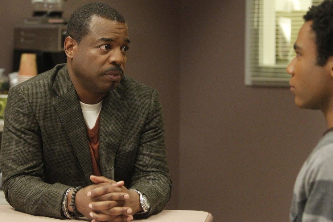 The 15 best episodes of Community that make you feel like a real ...