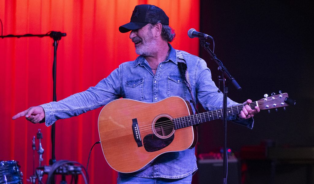 Jason Sinay on jamming with Joe Bonamassa | Guitar World