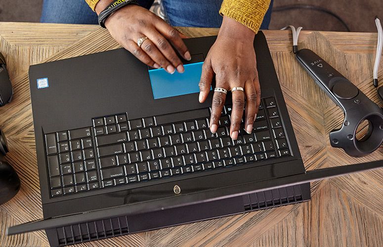 Alienware 17 R4 Review | Laptop Mag