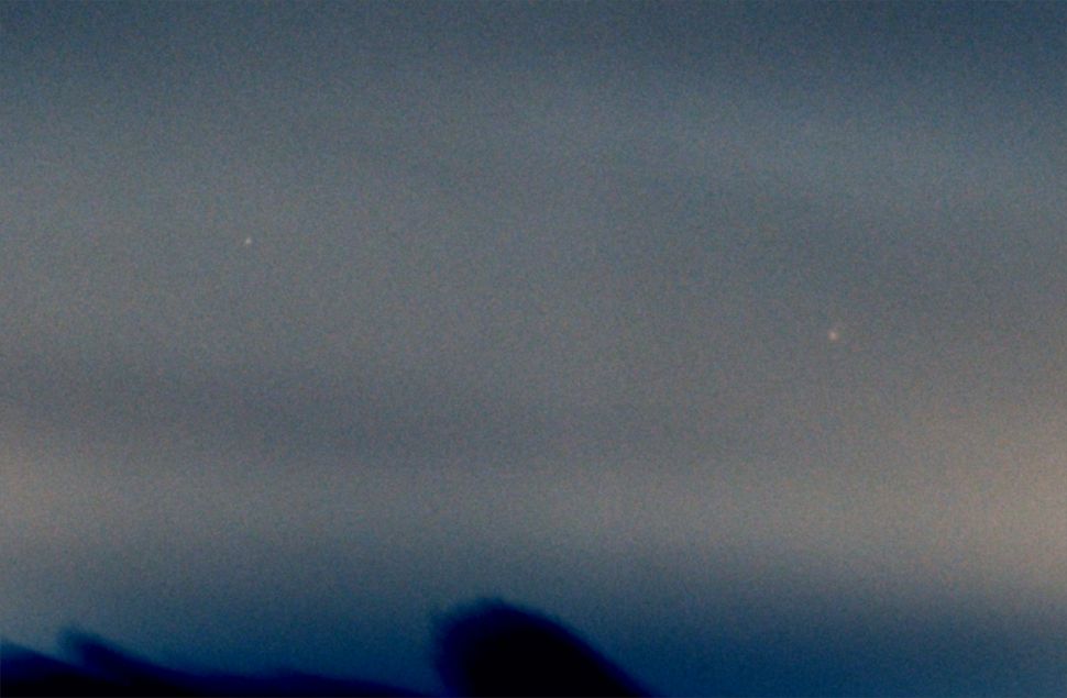 Comet Tsuchinshan-ATLAS nears the sun this month. Will it be visible to ...