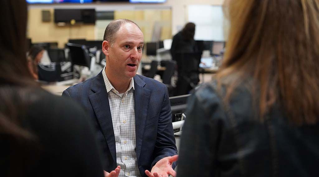 Scripps CEO Defends Broadcast as Stocks Fall During Earnings Season ...