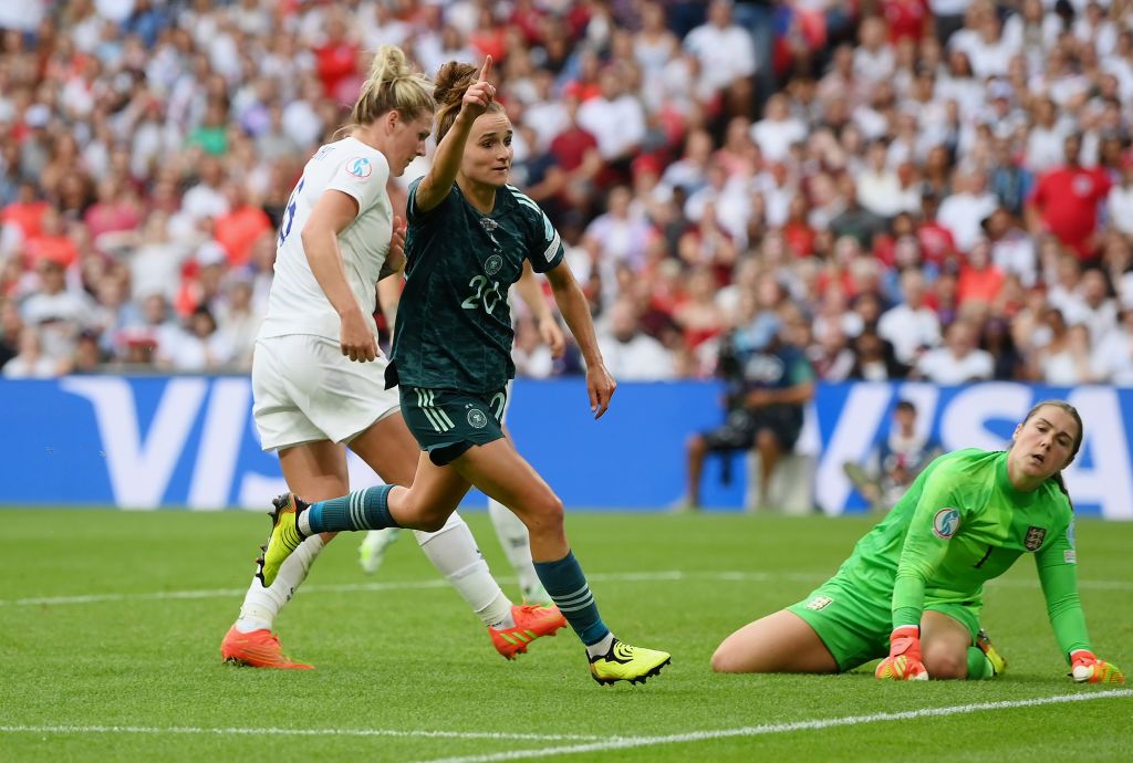 Ranked! The 10 best women's playmakers in the world | FourFourTwo